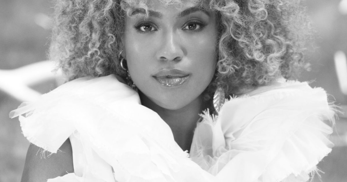 Conoce a Ezinma, la violinista que tomó el escenario con Beyoncé en ...