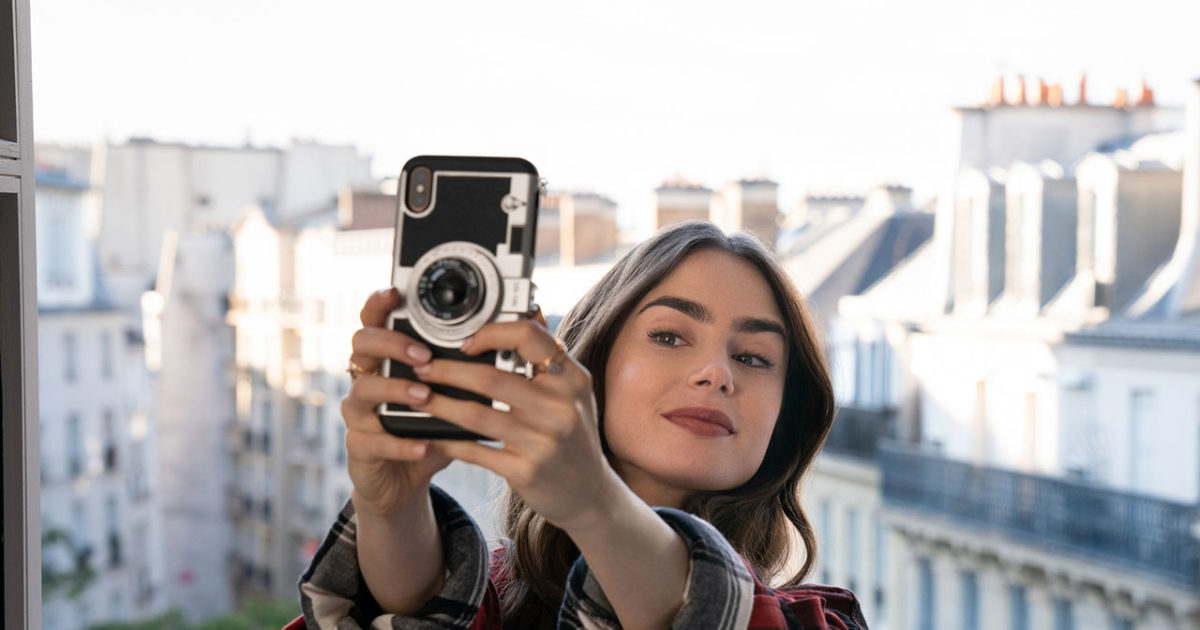 Si a ti también te gustó el case de celular de 'Emily in Paris' tienes ...