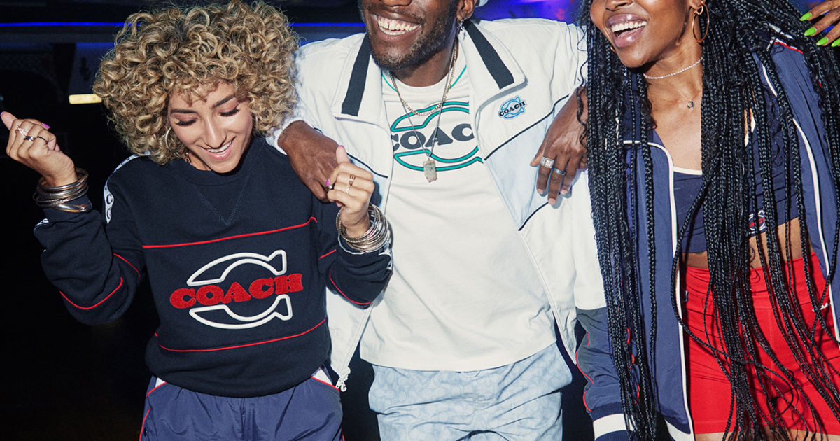 Coach estrena nueva colección de sportswear de una forma muy retro