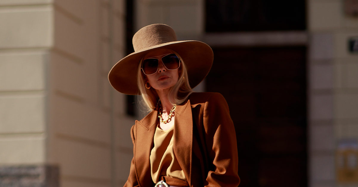 El color café es tendencia: estos looks lo confirman