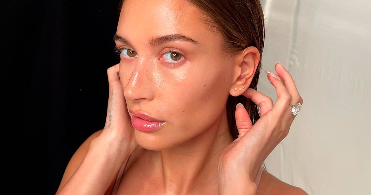 Hailey Bieber dio el primer adelanto a su línea de skincare Rhode
