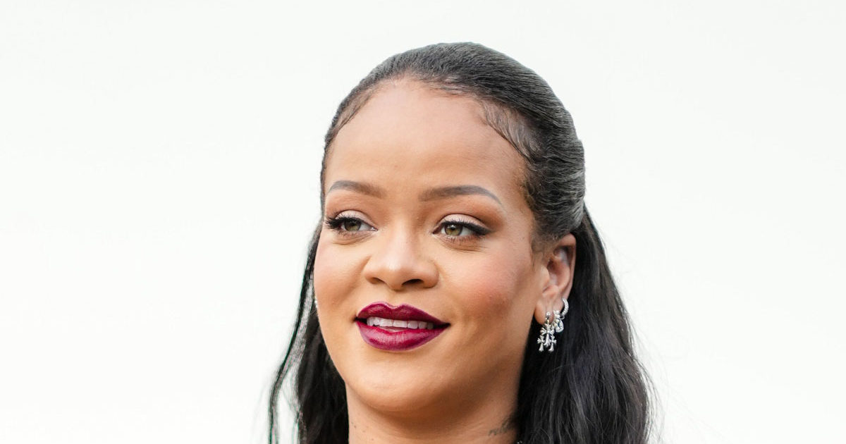 Tienes que ver el throwback que RiRi subió de cuando era pequeña