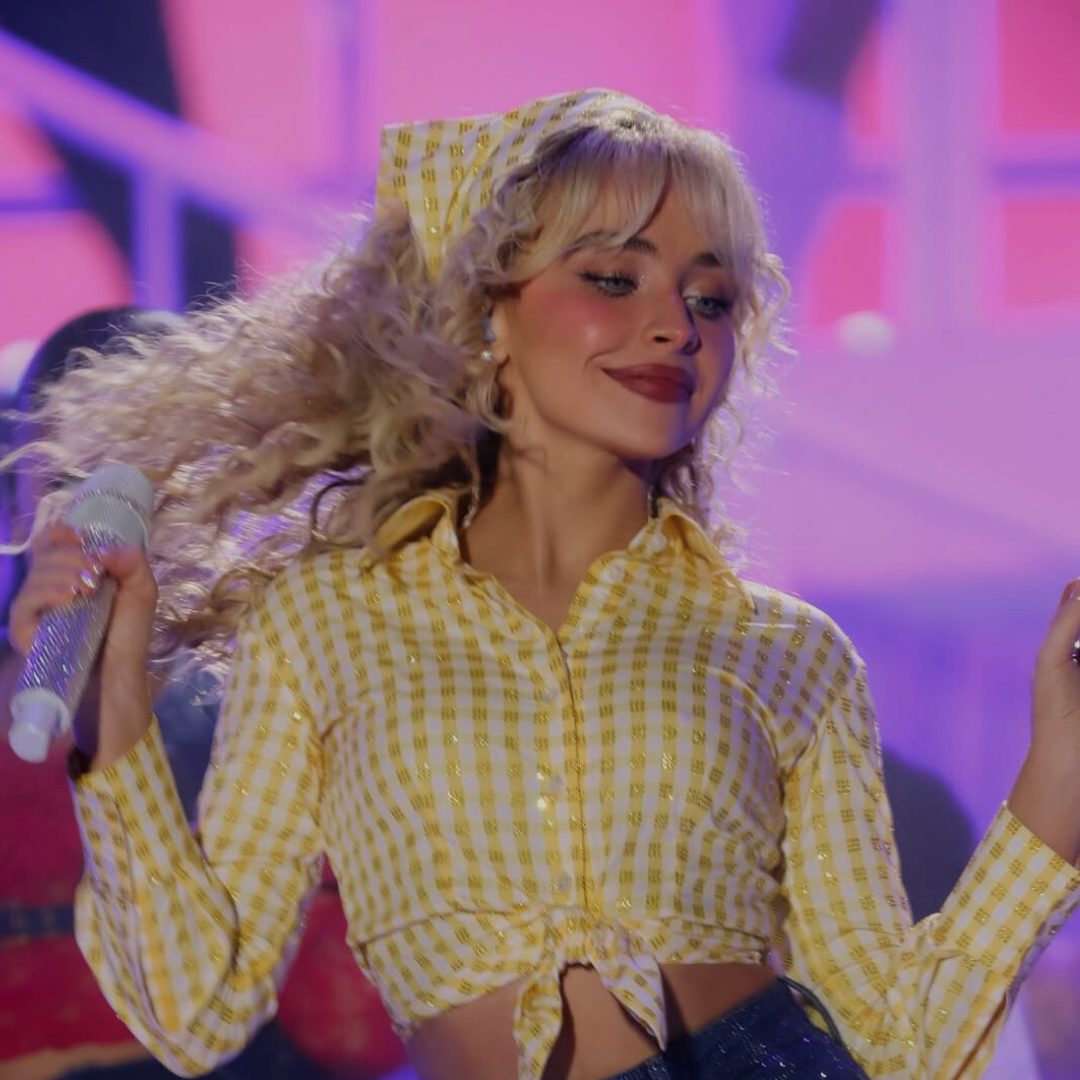 Las celebs que Sabrina Carpenter “arrestó” durante su tour