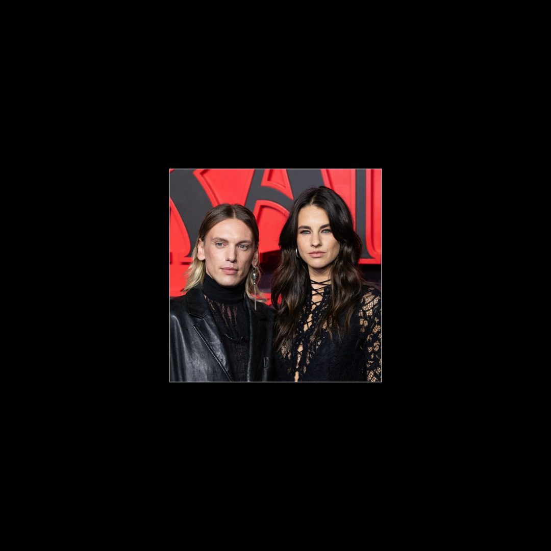 Ella es Elena Taber, la novia de Jamie Campbell Bower